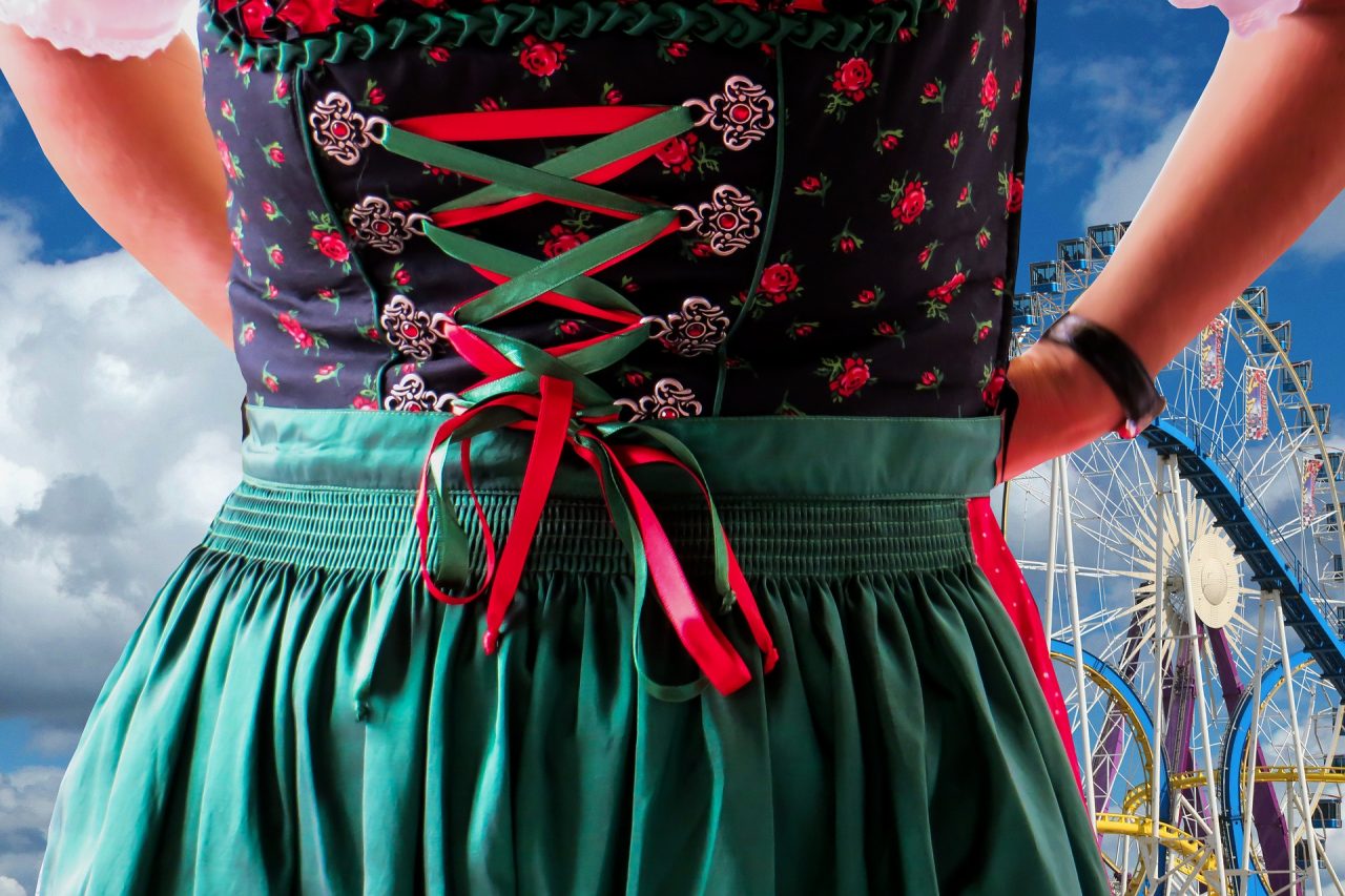 Dirndl – 6 schöne Nähanleitungen für das Oktoberfest - DIY-Family