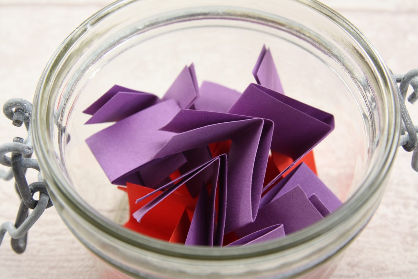 Liebe im Glas! Das perfekte Valentinstag-Geschenk – Anleitung - DIY-Family